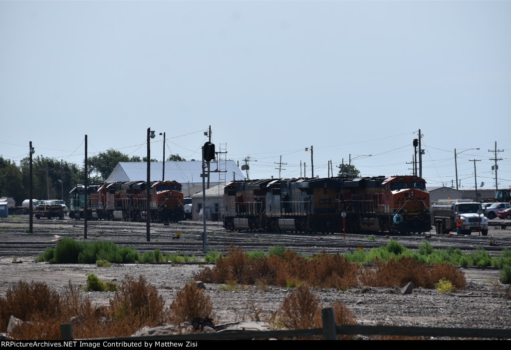 BNSF 4282 CSX 712 BNSF 3870 6527